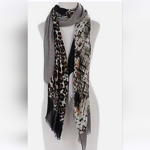 Carlos Santana | Accessories | Carlos Santana Colorblocked Scarf | Poshmark